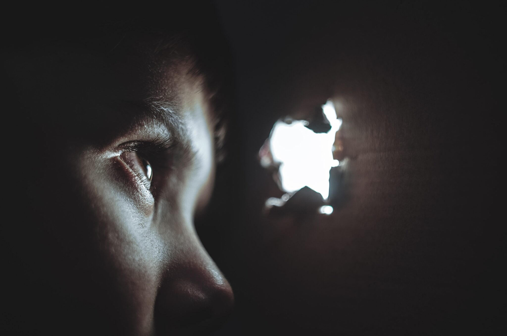 Define Shadow IT | Risks of Unsanctioned Apps in the Enterprise